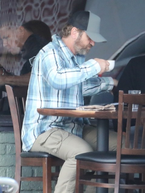 Stars Eating Breakfast: Photos – Hollywood Life
