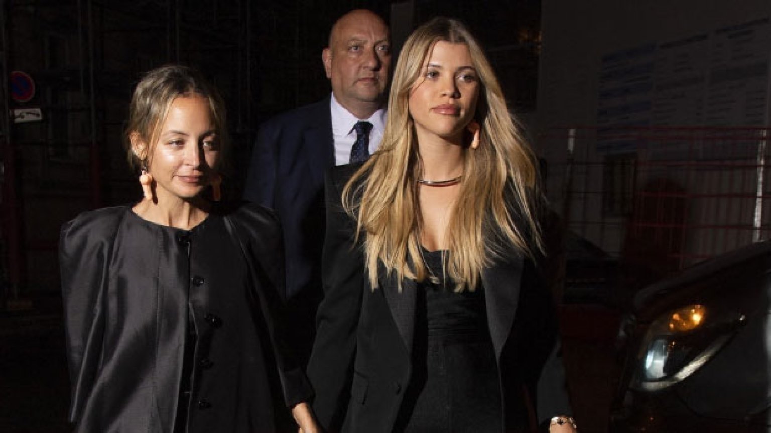 Sofia Richie & Sister Nicole In Matching Black Outfits On Bachelorette ...