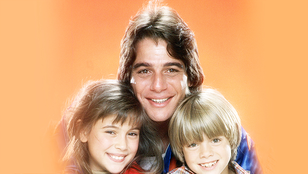 Tony Danza & Alyssa Milano Reunite With Danny Pintauro At Show: Photos ...