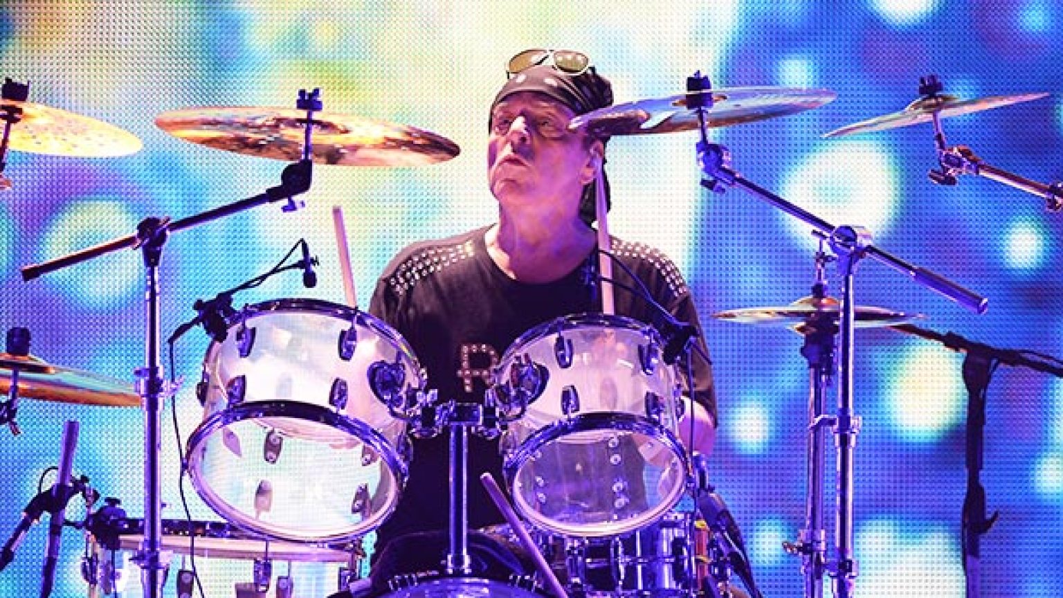 Who Is Dino Danelli? 5 Things About The Rascals Drummer Dead At 78 ...