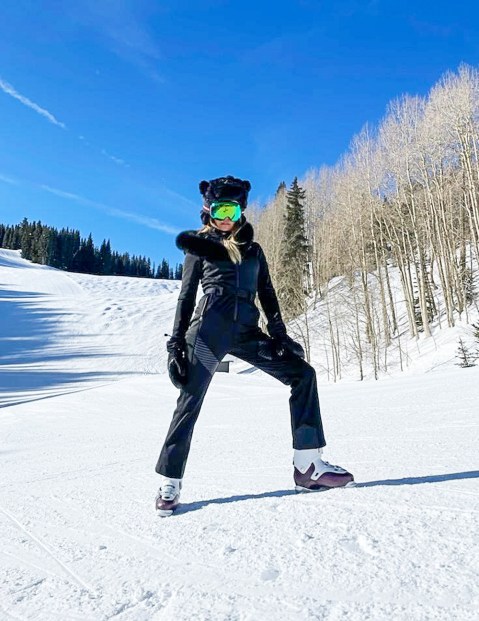Stars In Aspen For Christmas: See Kylie, Gigi & More – Hollywood Life