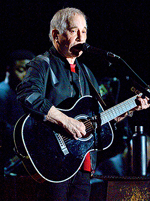 Paul Simon: See Photos Of The Singer – Hollywood Life