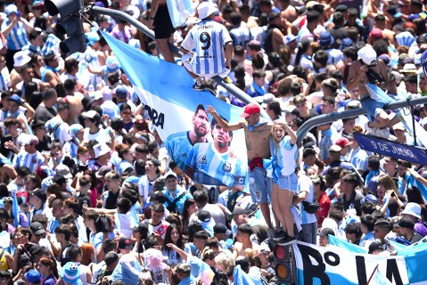 Argentina World Cup Victory Parade: See Photos – Hollywood Life
