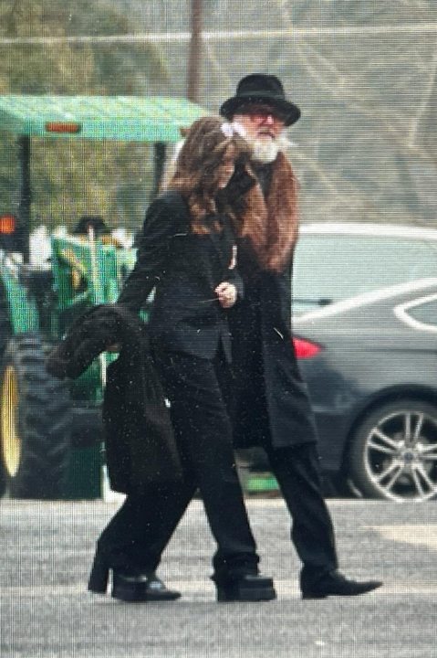 Lisa Marie Presley Funeral: Photos From Private Gathering & Memorial ...