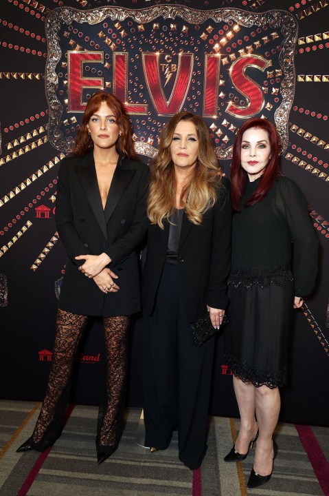 Lisa Marie Presley & Family: Photos – Hollywood Life