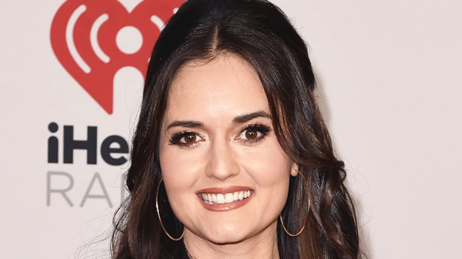 Danica McKellar Shares Makeup-Free Selfie On Birthday: Photo ...