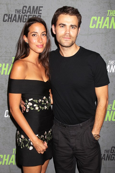 Ines De Ramon: Photos of Brad Pitt’s New Girlfriend – Hollywood Life