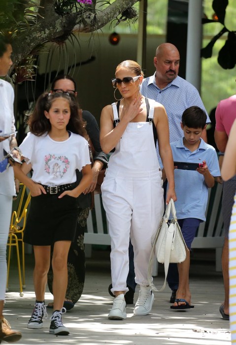 Jennifer Lopez’s Twins: Photos of Max and Emme Muniz – Hollywood Life