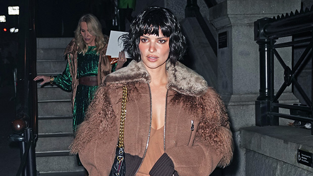 Emily Ratajkowski’s Bob Hair Makeover & Bangs: Marc Jacobs NYFW Photos – Hollywood Life