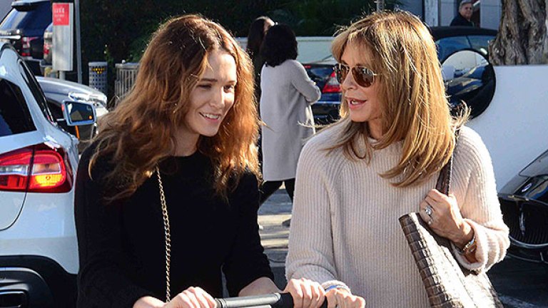 Jaclyn Smith’s Kids: Find Out More About Her Two Children Here ...