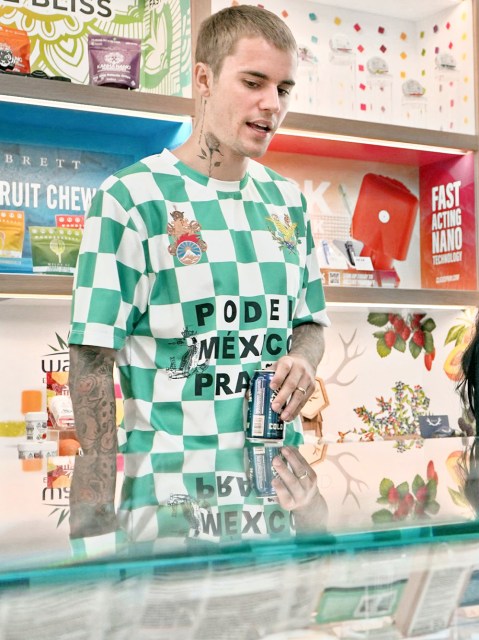 Celebrity Pot Smokers: See The Stars Celebrating 4/20 Today – Hollywood ...