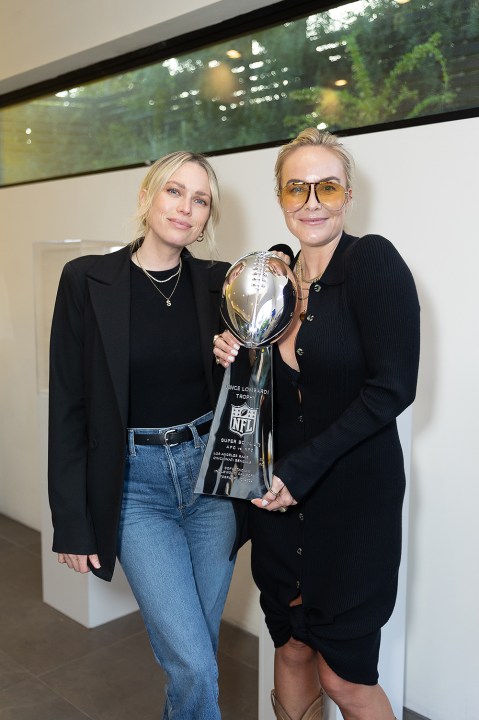 Hottest Celebrity Pics This Week Of May 15 – 21: Blake Shelton & More ...