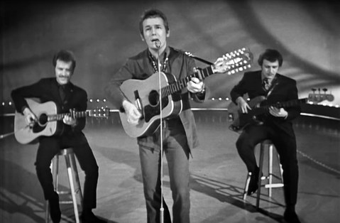 Gordon Lightfoot: Photos Of The Late Singer – Hollywood Life