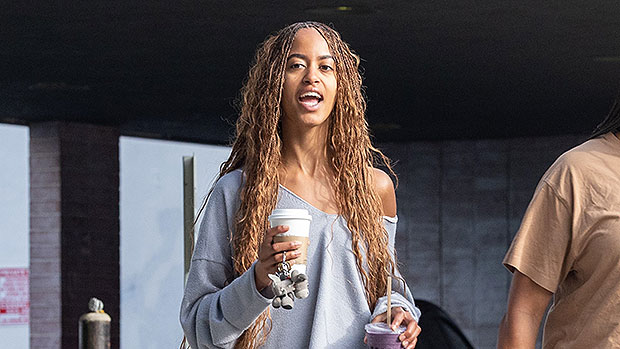 Malia Obama Rocks Denim Shorts While On Coffee Outing With Friend ...