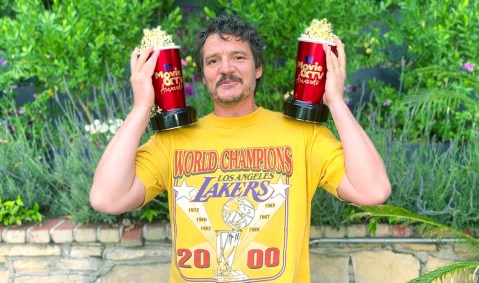 Pedro Pascal Young: Photos Of ‘Last Of Us’ Star Then & Now – Hollywood Life