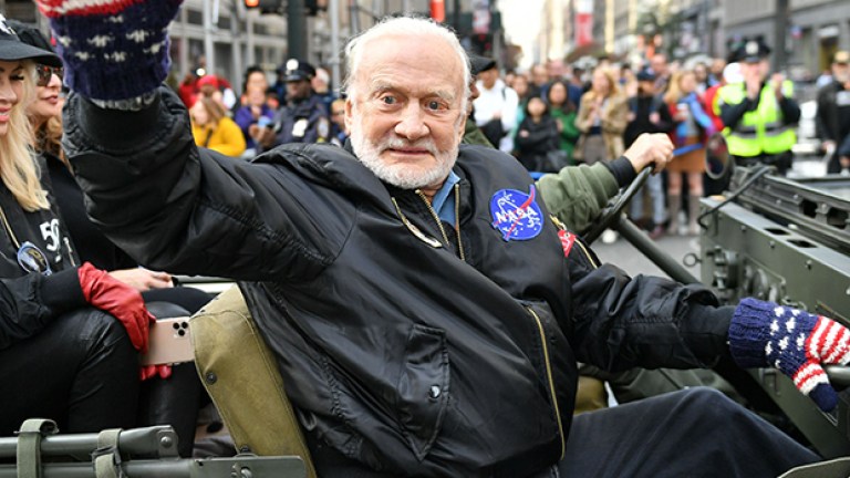 Buzz Aldrin’s Health: His Depression & Alcoholism Battle Explained ...