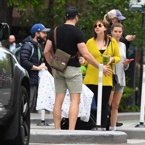 Daniel Radcliffe & His Family: Photos Of The Actor With His GF & Kid ...