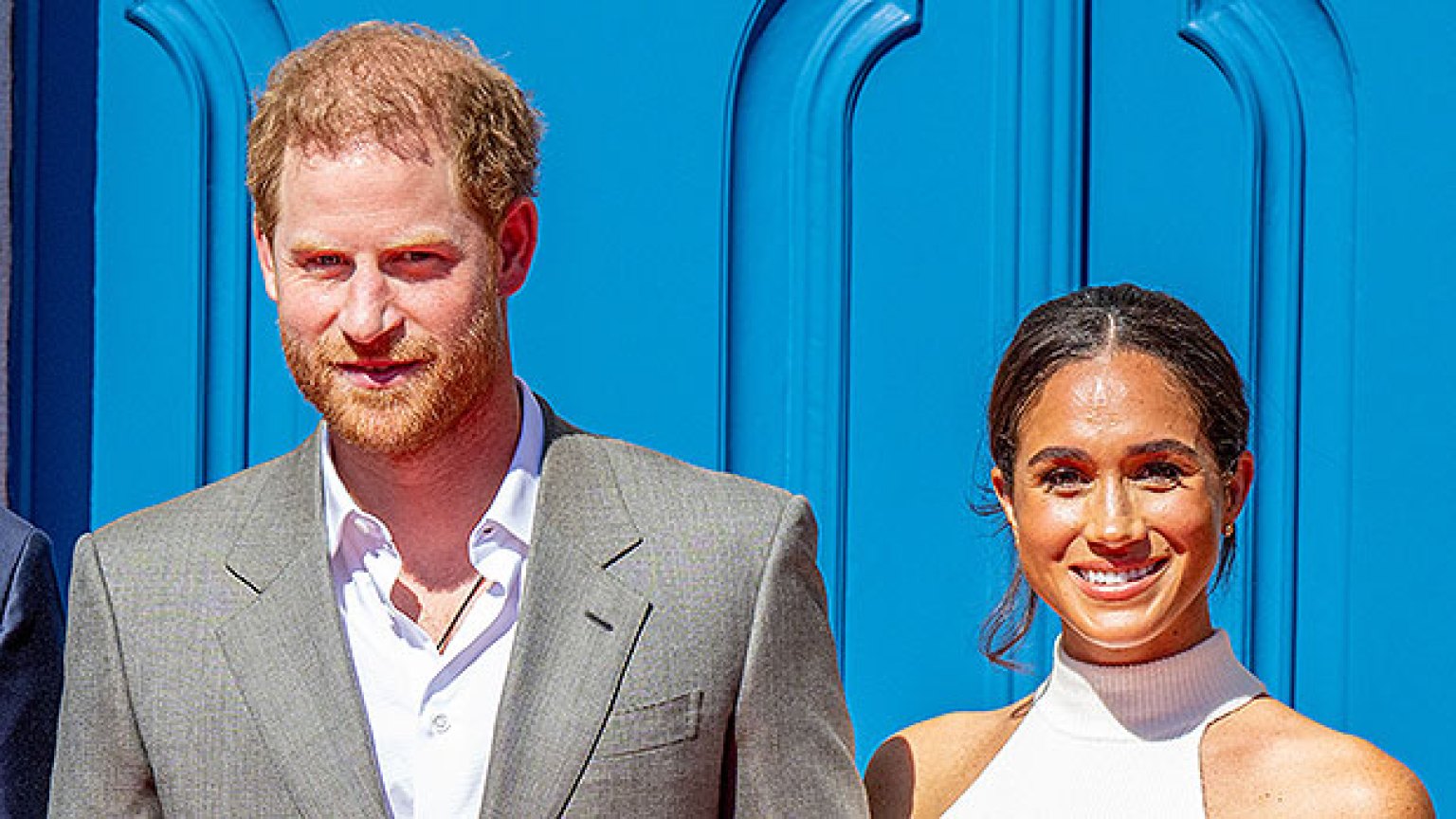 Prince Harry & Meghan Markle Are Seen Holding Hands In Santa Barbara – Hollywood Life