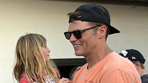 Tom Brady & Daughter Vivian Play Football Together In A Pool: Watch ...