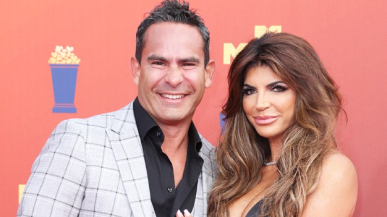 Teresa Giudice Kisses Luis Ruelas In Orange Bikini In Mykonos: Photos ...