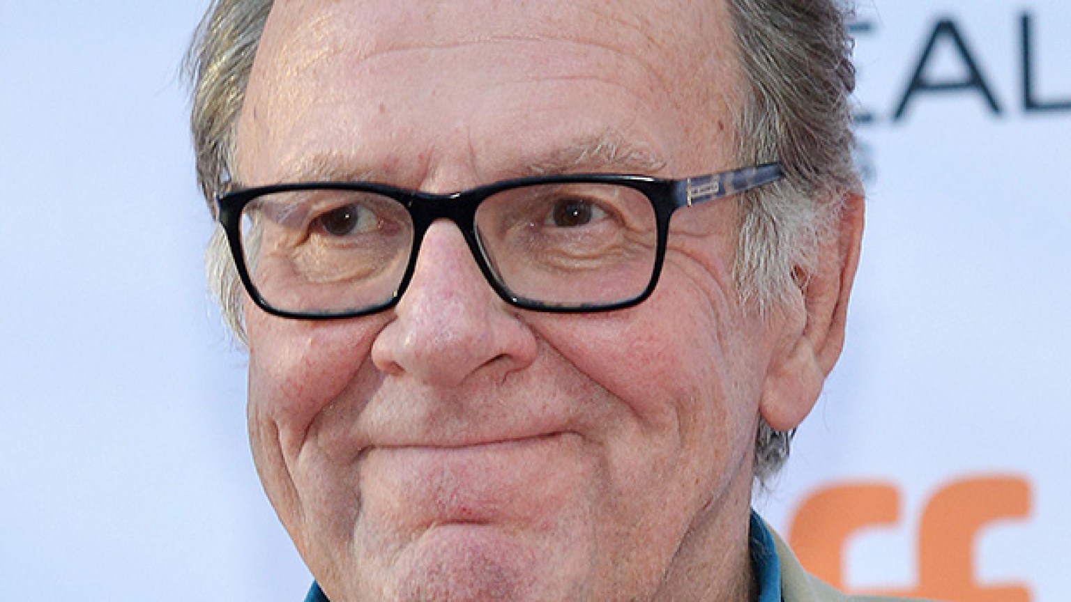 Tom Wilkinson: 5 Things About British Actor Dead at 75 – Hollywood Life
