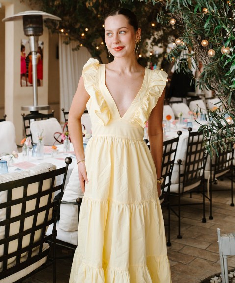 Hottest Celebrity Pics This Week: See Photos – Hollywood Life