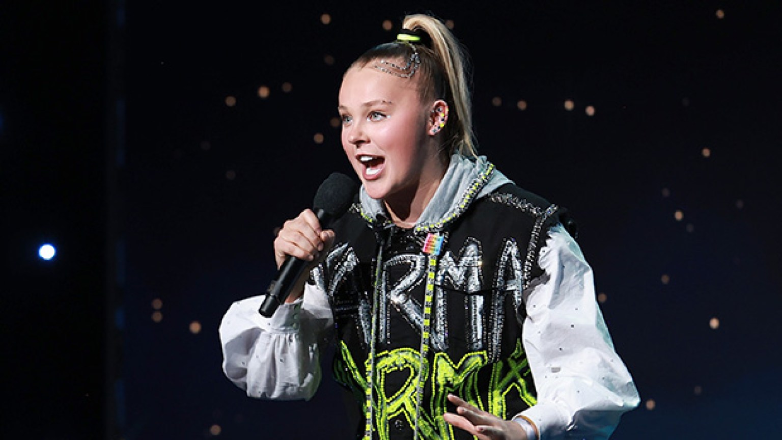 JoJo Siwa Says She Was Punched in the Eye While Drunk on 21st Birthday ...