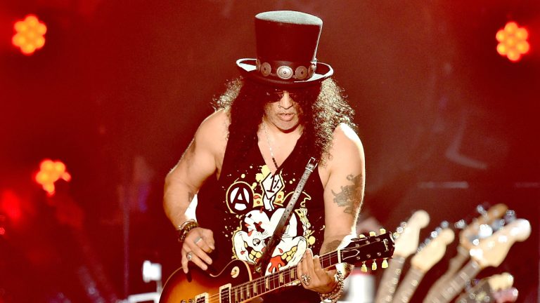 Guns N’ Roses’ Slash Reveals His Stepdaughter Died at 25 Years Old ...
