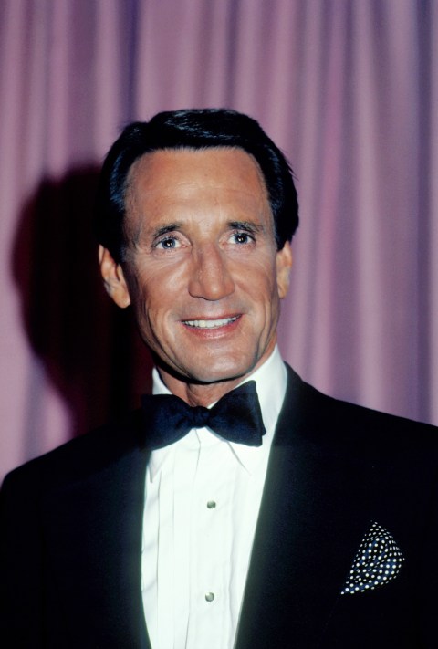 Famous Birthdays Today — November 10: Celebrity Josh Peck & More ...