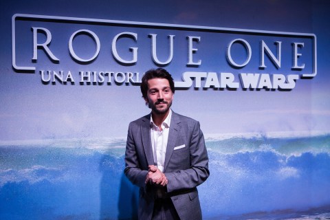 Famous Birthdays Today — December 29: Celebrity Jude Law & More ...