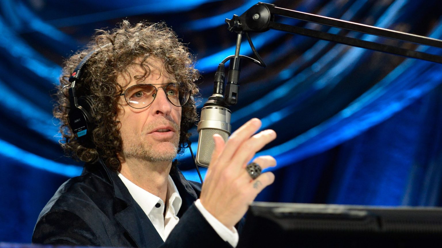 Howard Stern Net Worth 2025: His Annual SiriusXM Salary Explained ...